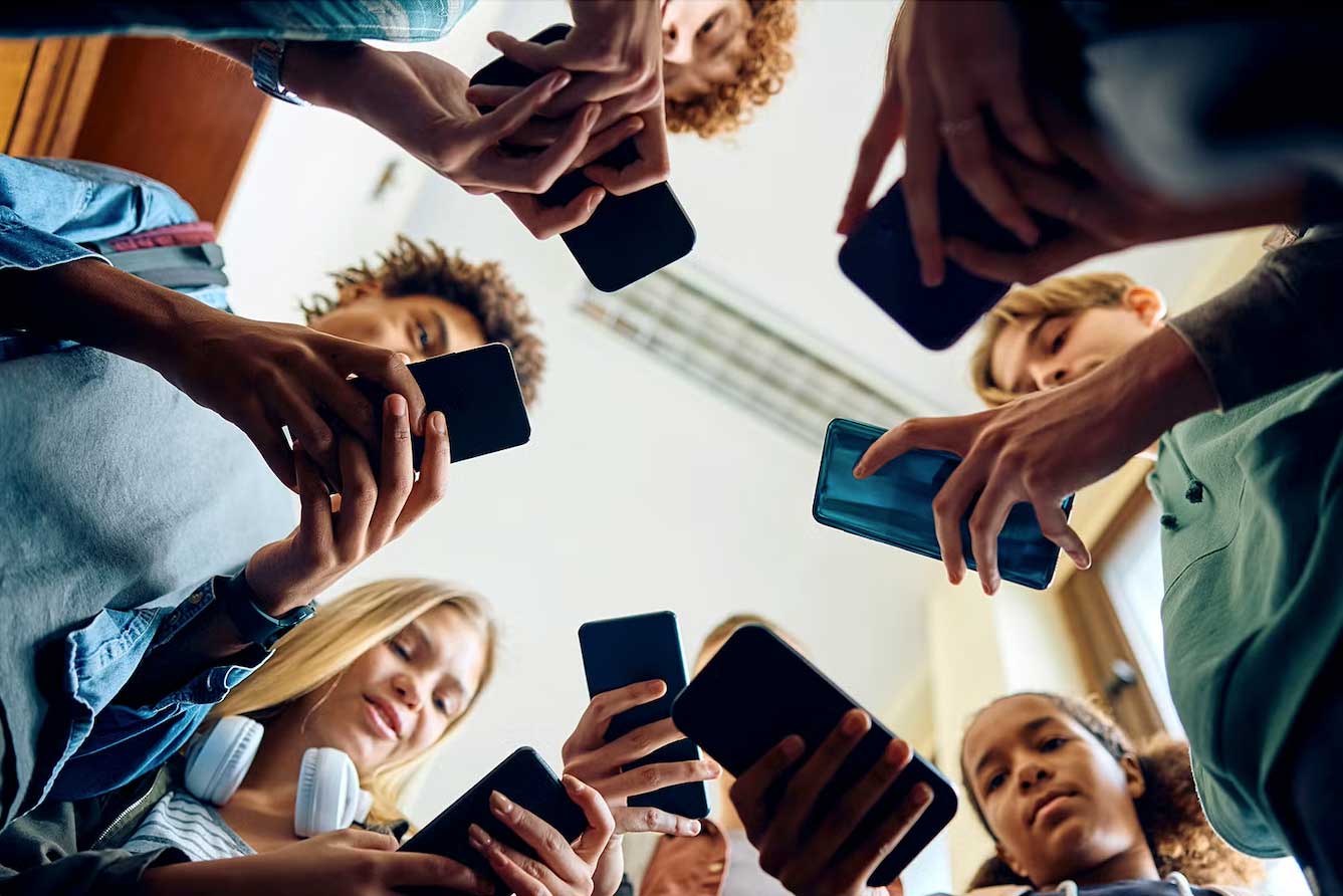 What “Teens & Screens” Reveals About Connection, Authenticity, and ...
